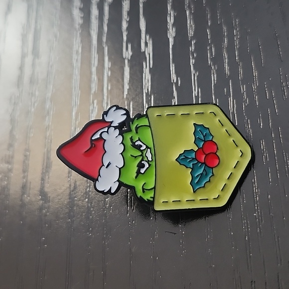 None | Jewelry | How The Grinch Stole Christmas Inspired Enamel Pin ...